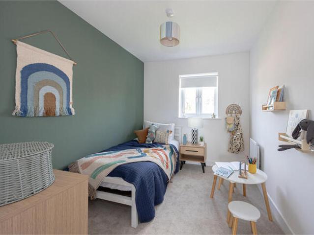 4 bedroom end of terrace house for rent in Leaf Living at Peters Village, Ibis Street, ME1, Rochester, Kent, ME1