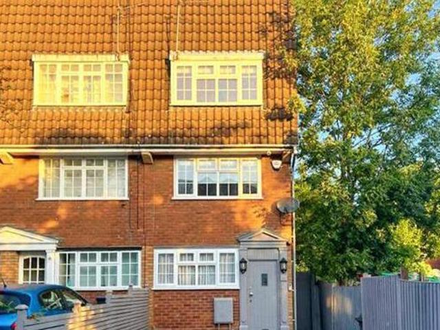 4 Bedroom End Of Terrace House For Rent In Leicester