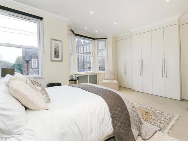 4 bedroom end of terrace house for rent in Lysia Street, London, SW6