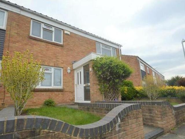 4 Bedroom End Of Terrace House For Rent In Northfleet