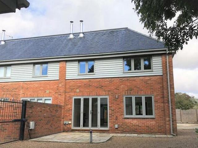 4 Bedroom End Of Terrace House For Rent In Snape