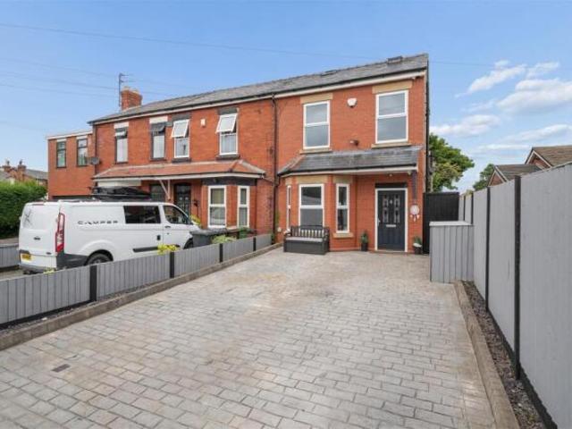 4 bedroom end of terrace house for rent in School Avenue, Formby, Liverpool, L37