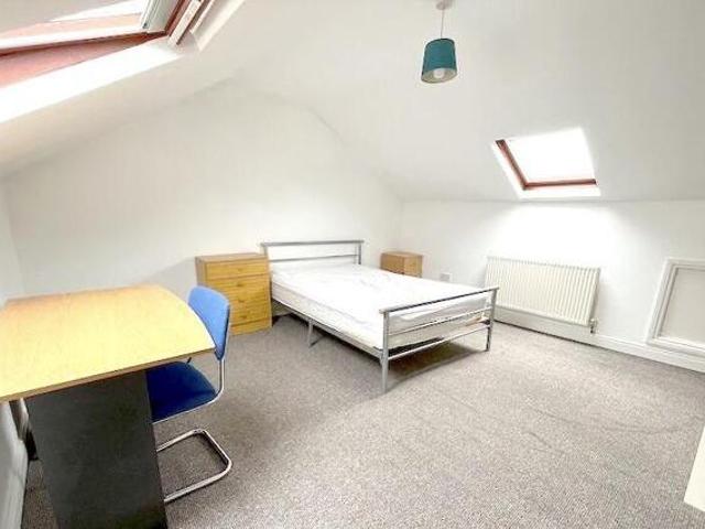 4 Bedroom End Of Terrace House For Rent In Sheffield