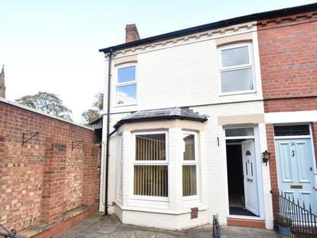 4 bedroom end of terrace house for rent in Sumpter Pathway Chester CH2