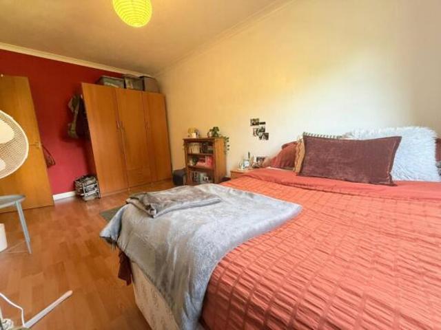 4 bedroom end of terrace house for rent in Surrey Quays, London, Greater London, SE16