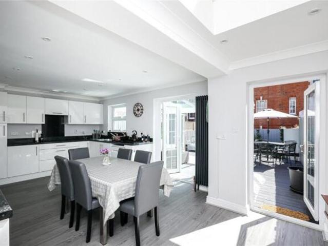 4 bedroom end of terrace house for rent in Pine Grove, Wimbledon, SW19