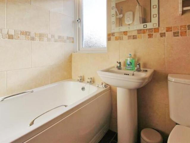 4 bedroom end of terrace house for rent in Rhodaus Close, Canterbury, Kent, CT1