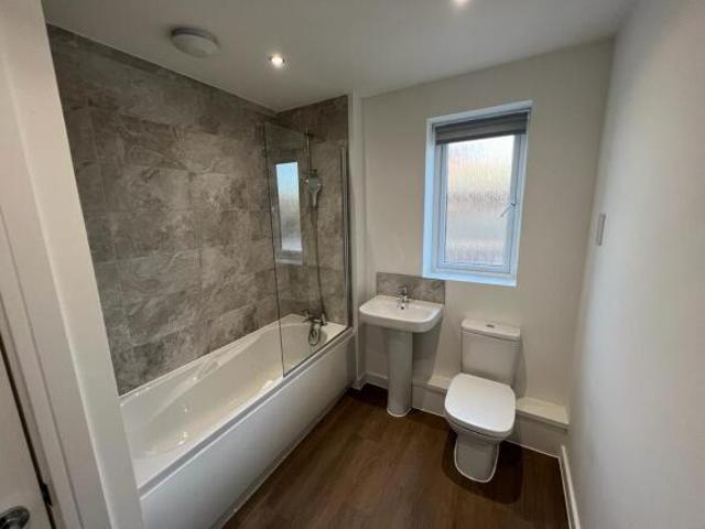 4 bedroom end of terrace house for rent in Whittle Way, Brockworth, Gloucester, GL3