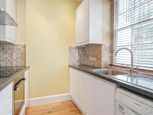 4 bedroom end of terrace house for rent in Wilmington Square, London, WC1X