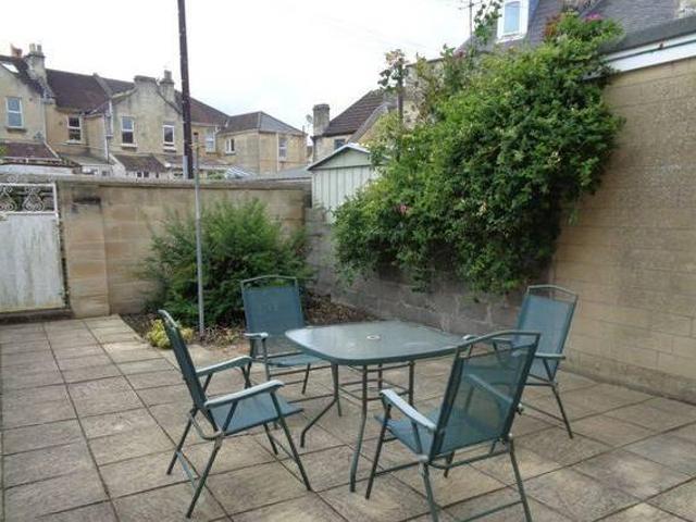 4 bedroom end of terrace house for rent in Third Avenue BA2