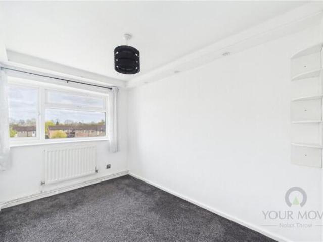 4 bedroom end of terrace house for rent in Thorn Hill, Northampton, Northamptonshire, NN4