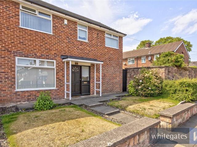 4 bedroom end of terrace house for sale