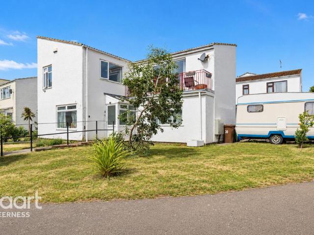 4 bedroom end of terrace house for sale