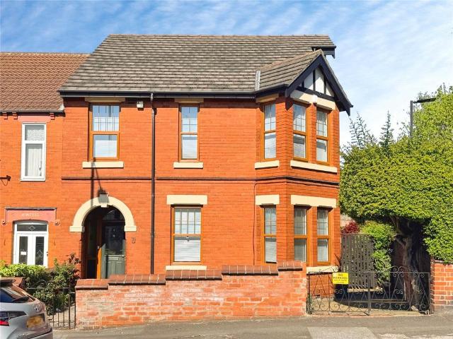 4 bedroom end of terrace house for sale