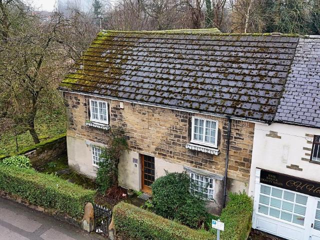 4 bedroom end of terrace house for sale