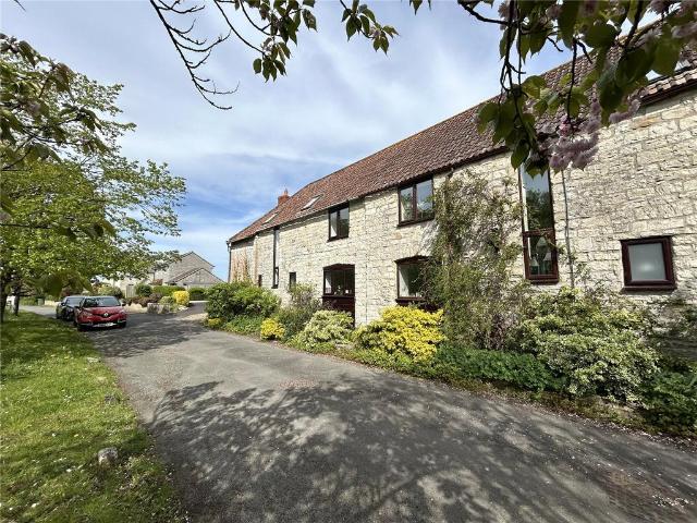 4 bedroom end of terrace house for sale