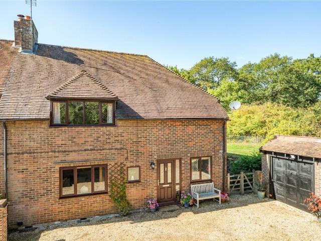 4 bedroom end of terrace house for sale