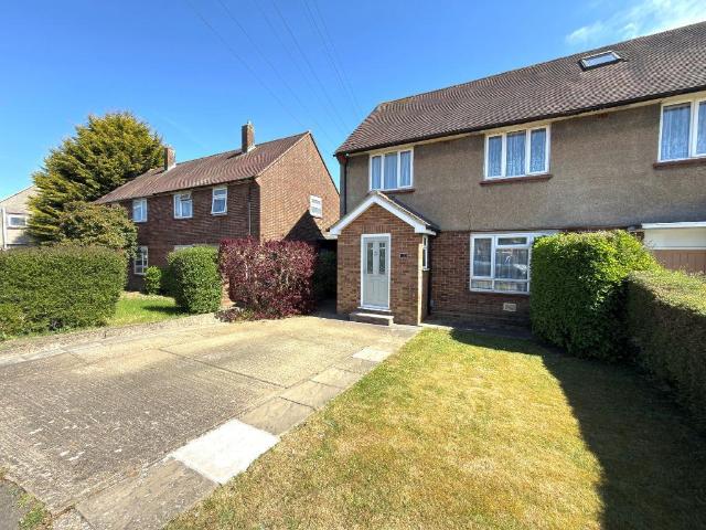 4 bedroom end of terrace house for sale