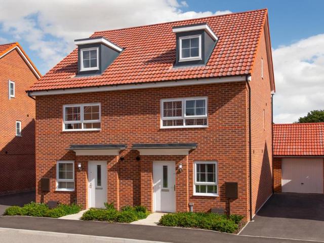 3 bedroom end of terrace house for sale