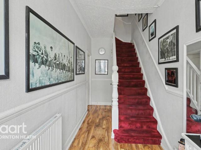 4 bedroom end of terrace house for sale