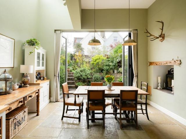 4 bedroom end of terrace house for sale