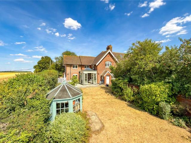 4 bedroom end of terrace house for sale
