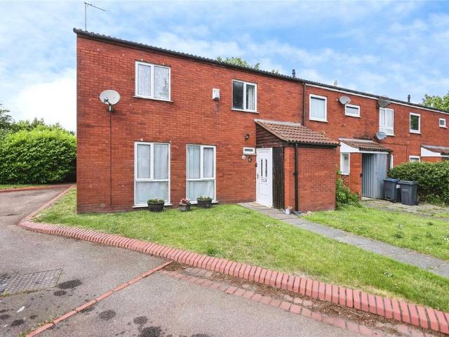 4 bedroom end of terrace house for sale