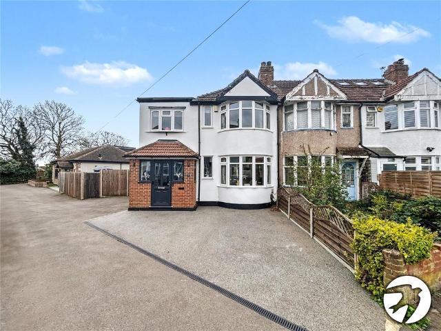 4 bedroom end of terrace house for sale