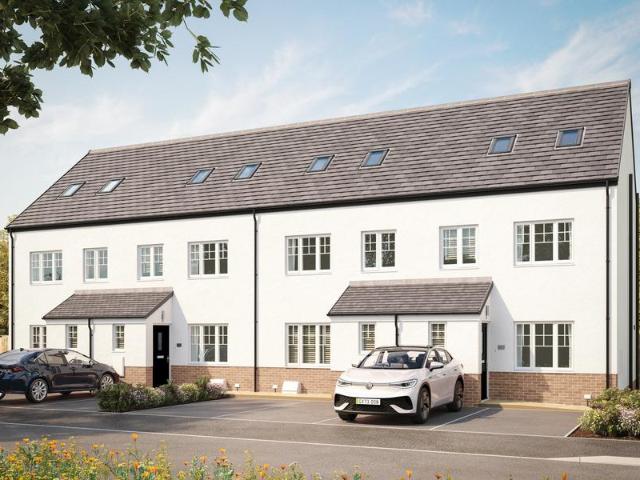 4 bedroom end of terrace house for sale