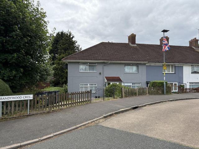 4 bedroom end of terrace house for sale