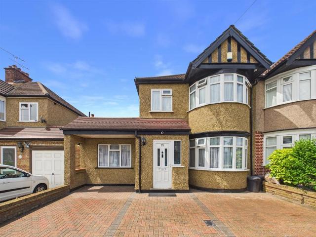 4 bedroom end of terrace house for sale