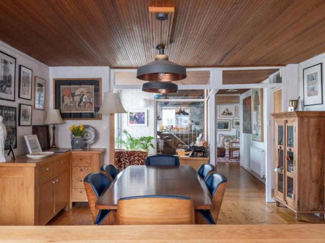 4 bedroom end of terrace house for sale