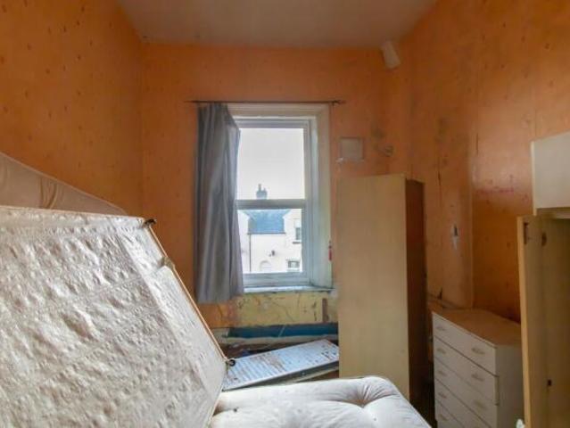 4 bedroom end of terrace house for sale in 43 Newcastle Road, Sunderland, Tyne and Wear, SR5 1JB, SR5