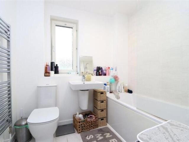 4 bedroom end of terrace house for sale in Countess Way, Broughton, MK10