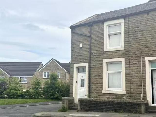 4 bedroom end of terrace house for sale in Cog Lane, Burnley.