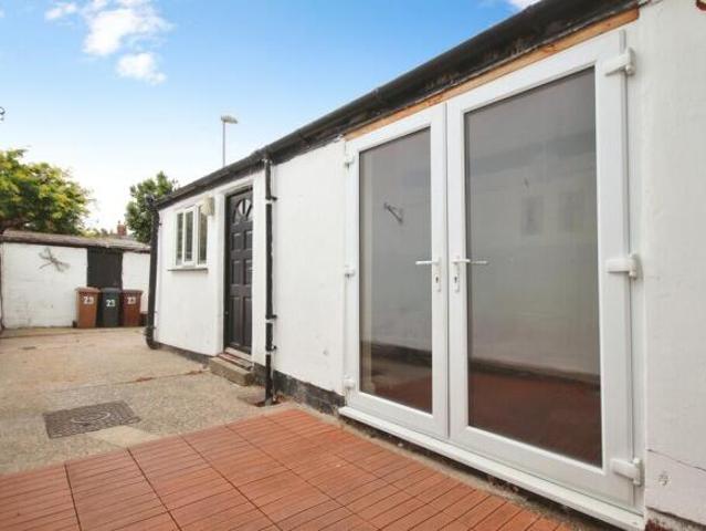 4 bedroom end of terrace house for sale in Colegrave Street, Lincoln, LN5