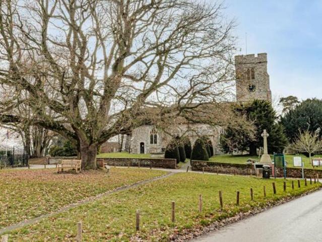 4 bedroom end of terrace house for sale in Church Hill, Hernhill, ME13