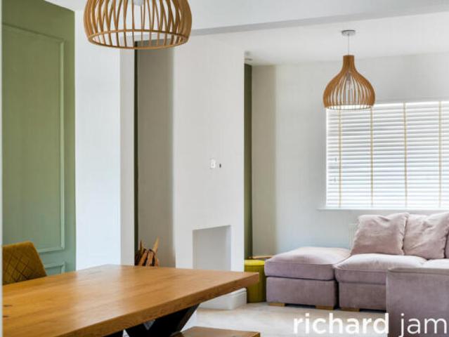 4 bedroom end of terrace house for sale in Church Walk South, Rodbourne Cheney, Swindon, SN2