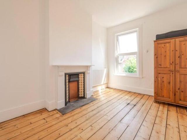4 bedroom end of terrace house for sale in Charlotte Street, Leamington Spa, Warwickshire, CV31