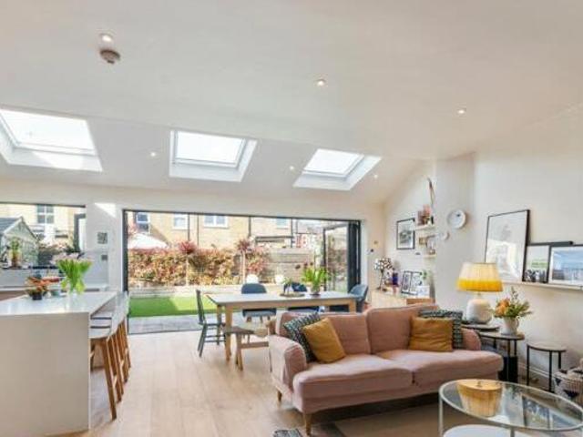 4 Bedroom End Of Terrace House For Sale In Chiswick Park, Chiswick