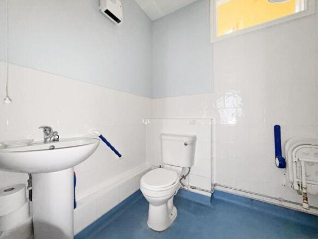 4 bedroom end of terrace house for sale in Clyde Road, Brighton, BN1