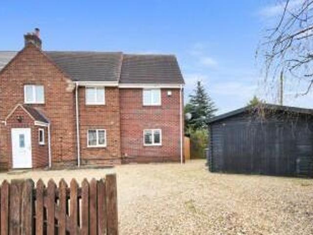 4 Bedroom End Of Terrace House For Sale In Clapham, Bedford