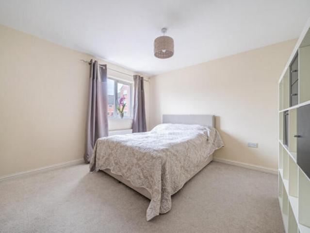 4 bedroom end of terrace house for sale in Clos Dewi Sant, Canton, Cardiff, CF11