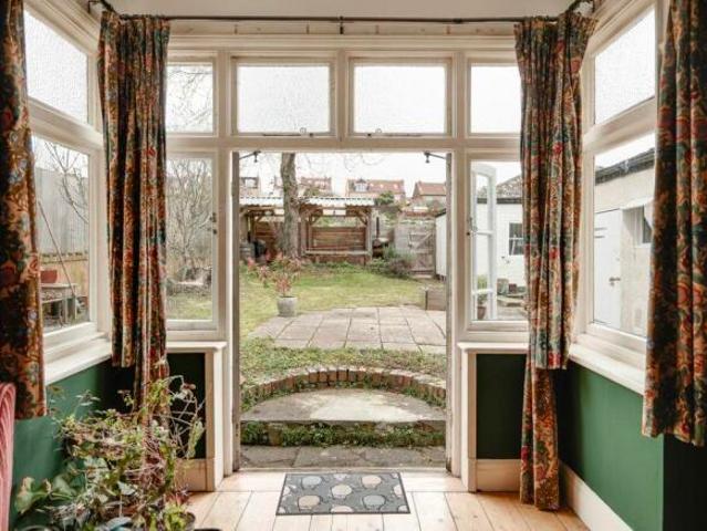 4 bedroom end of terrace house for sale in Cranbrook Road | Redland, BS6