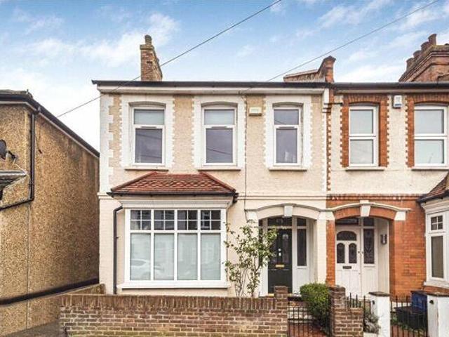 4 Bedroom End Of Terrace House For Sale In Croydon
