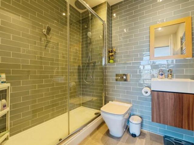 4 bedroom end of terrace house for sale in Culvert Rise, Nottingham, NG2