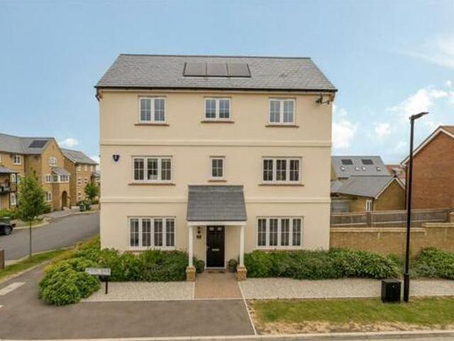 4 Bedroom End Of Terrace House For Sale In Allington