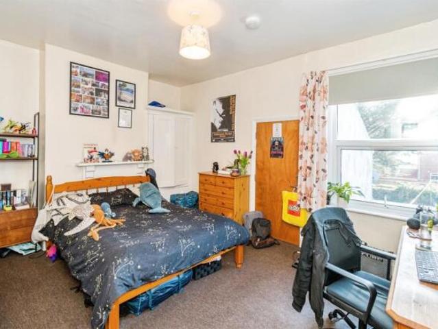 4 bedroom end of terrace house for sale in Avenue Road, Southampton, SO14