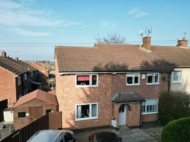 4 bedroom end of terrace house for sale in Bankside Netherhall LE5