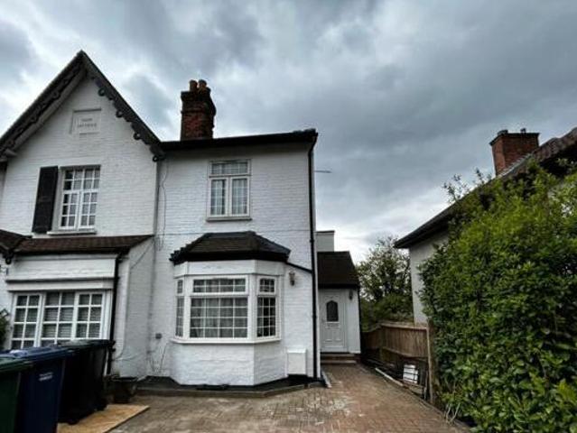 4 Bedroom End Of Terrace House For Sale In Barnet, Hertfordshire